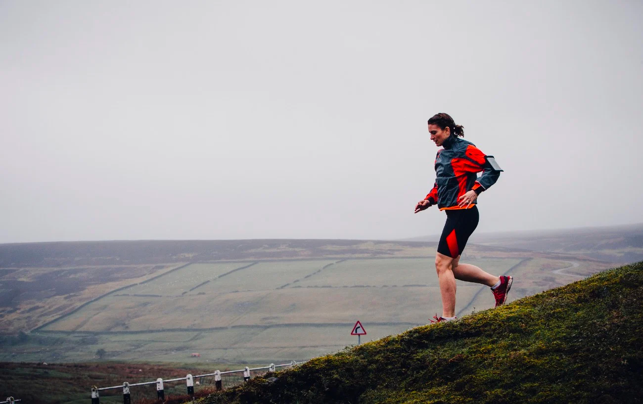 Syndrome de la bandelette ilio-tibiale chez les coureurs : Causes ...